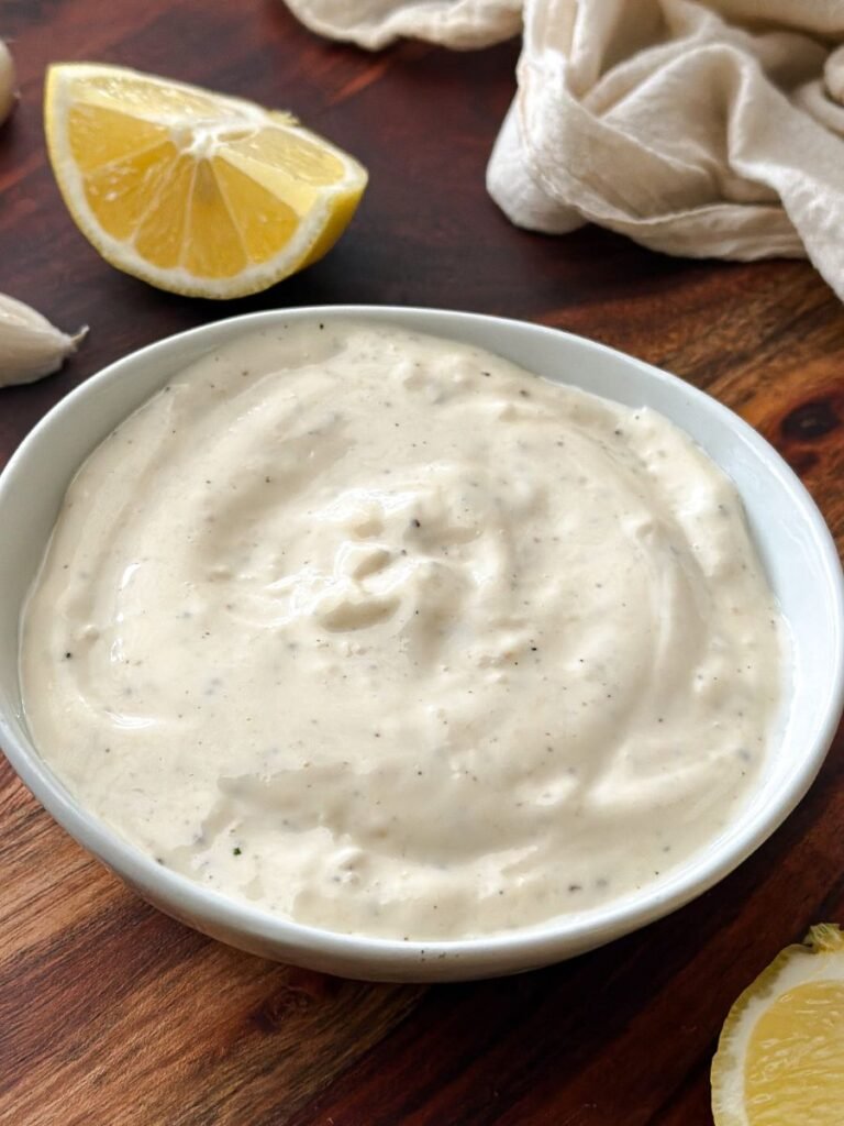 Easy Garlic Aioli Recipe - A Flavorful Bite